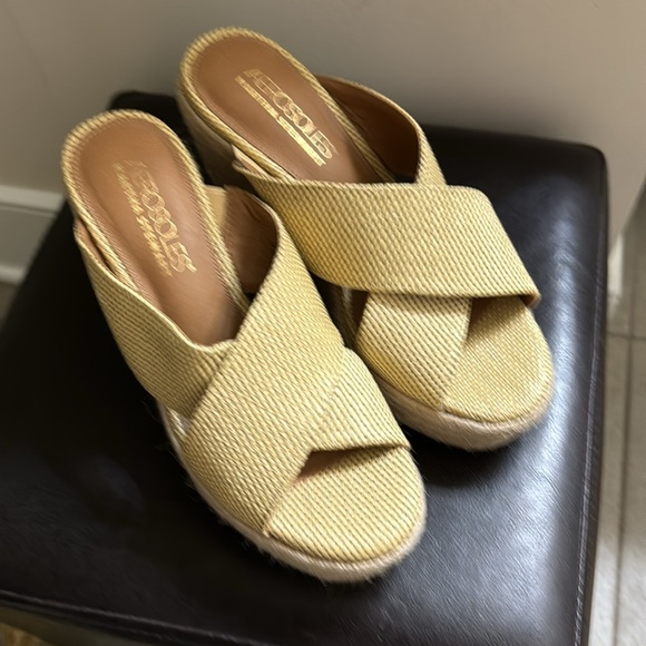 AEROSOLES | Shoes | New Aerosoles Straw Platforms | Poshmark